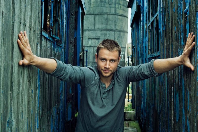 Max Riemelt Gay Partner, Married, Wife, Dating, Girlfriend, Daughter - Networth Height Salary